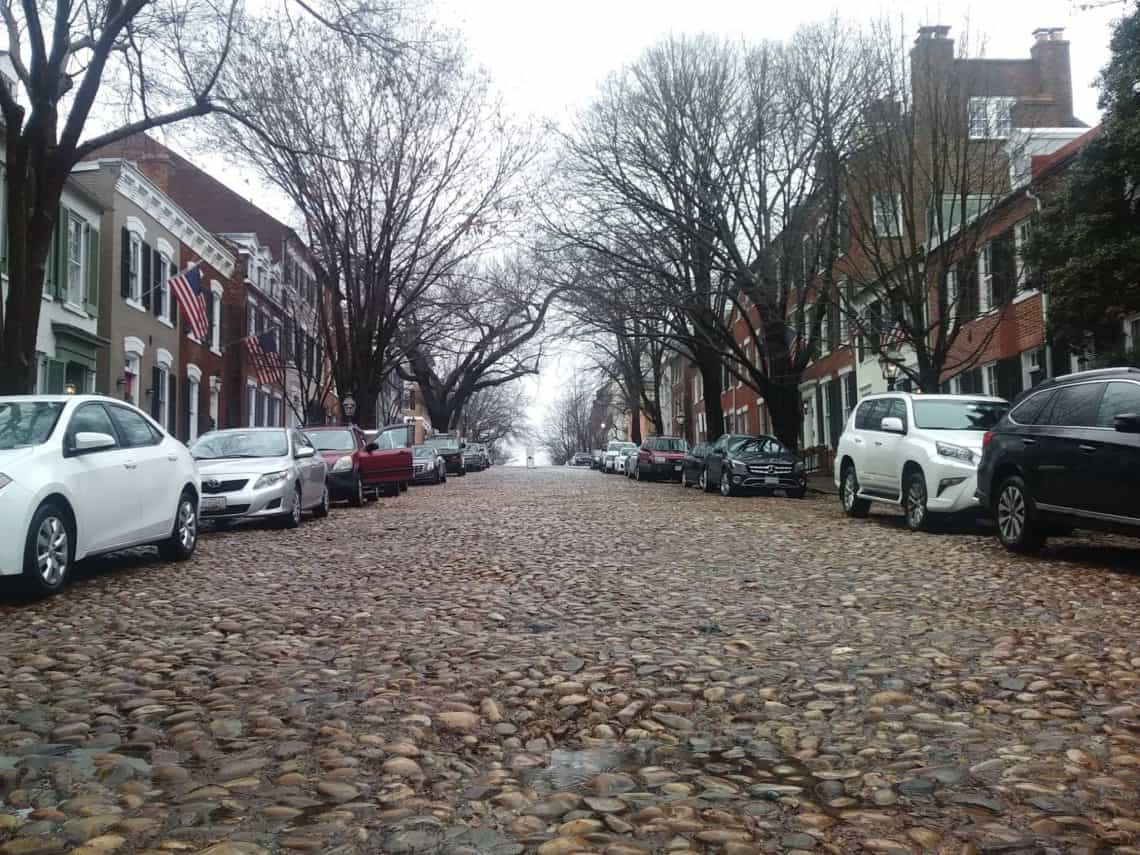 10 Top Places to Visit in Alexandria, Virginia and Washington, DC!